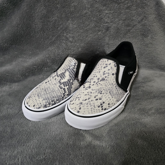 Vans | Shoes | Vans Asher Deluxe Slip On Grey Snakeskin | Poshmark